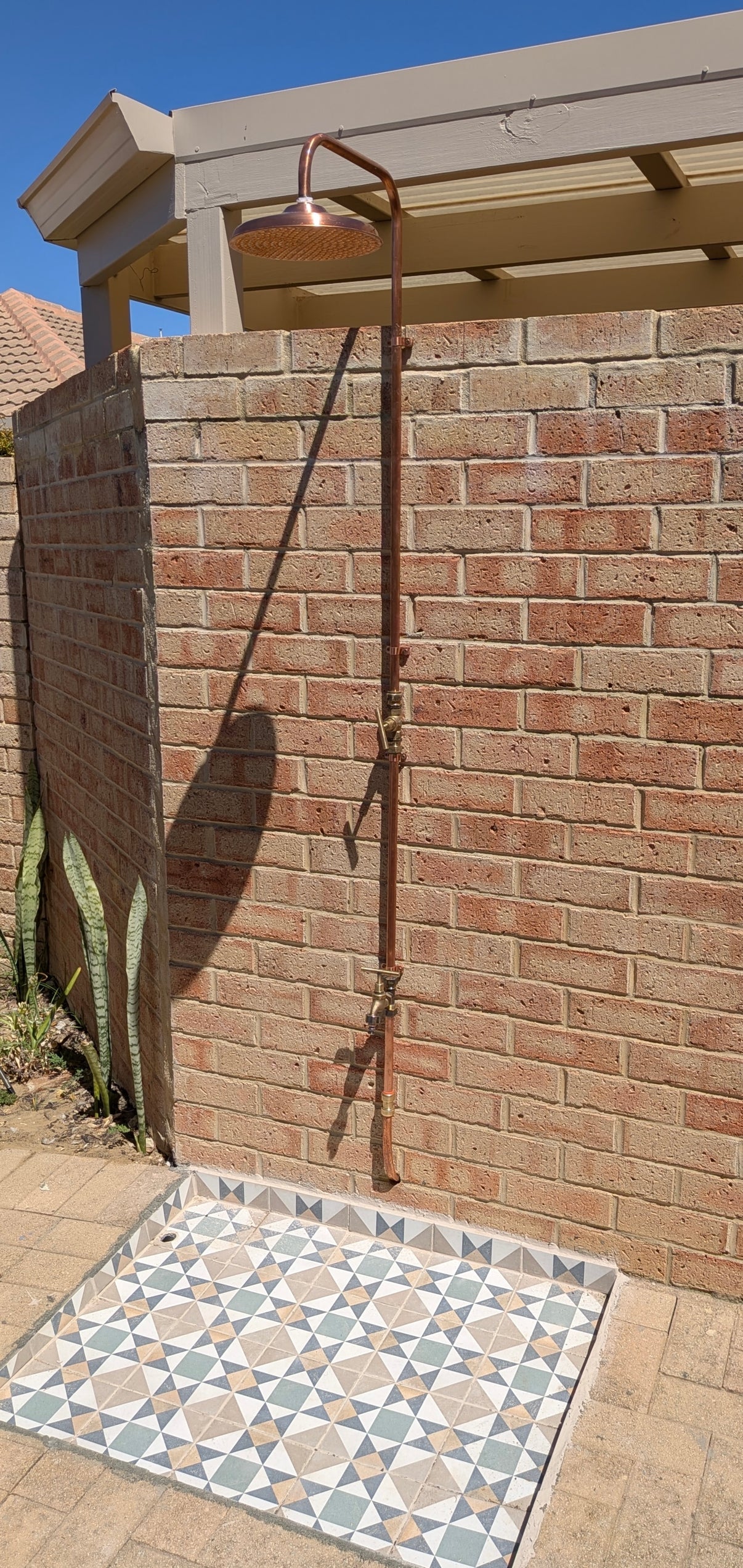Copper Outdoor Showers - Australian made hand crafted shower kits ...